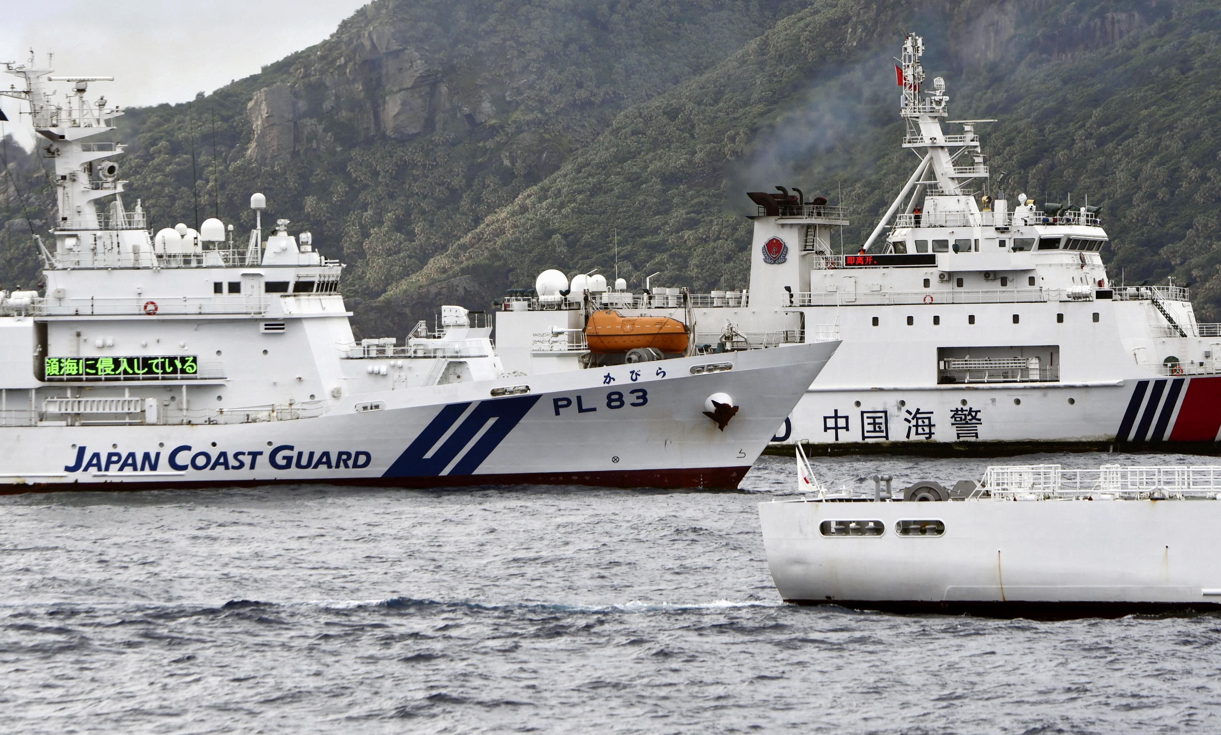 China's coast guard confronts Japanese politicians in disputed East ...