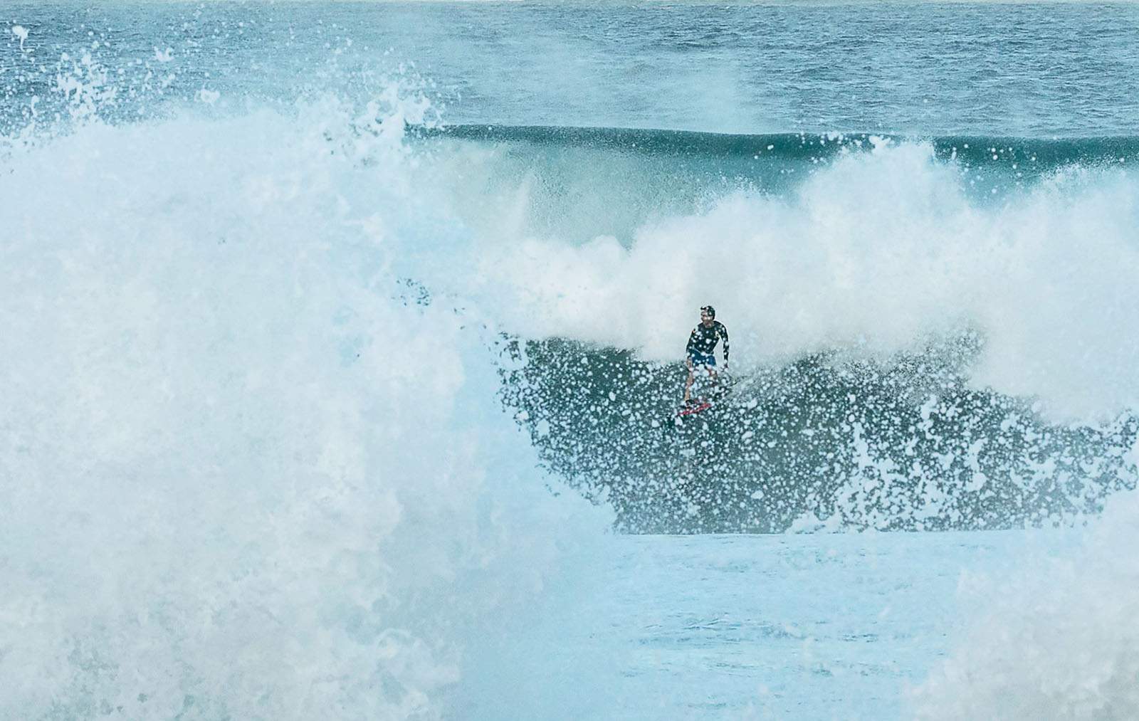 Cyclonic Queensland surf hits its peak today, Gold Coast beaches still ...