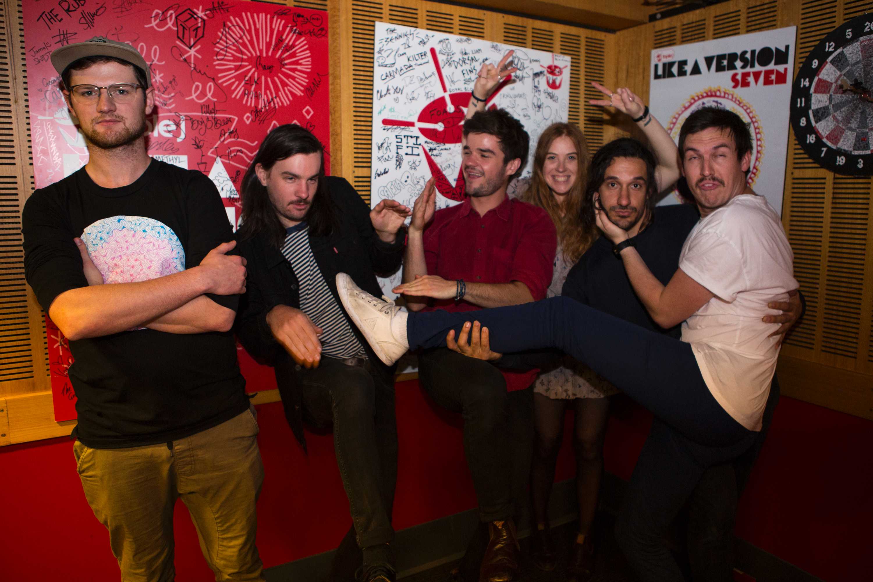 Timberwolf covers Chet Faker 'Talk Is Cheap' for Like A Version [2017 ...