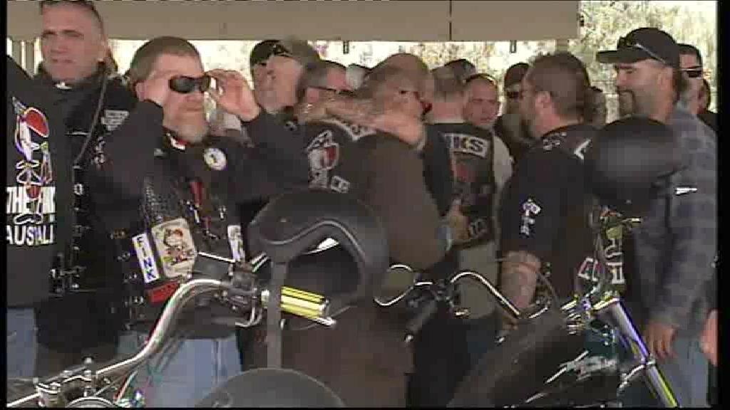 Motorcycle council helps fight Finks ban bid - ABC News