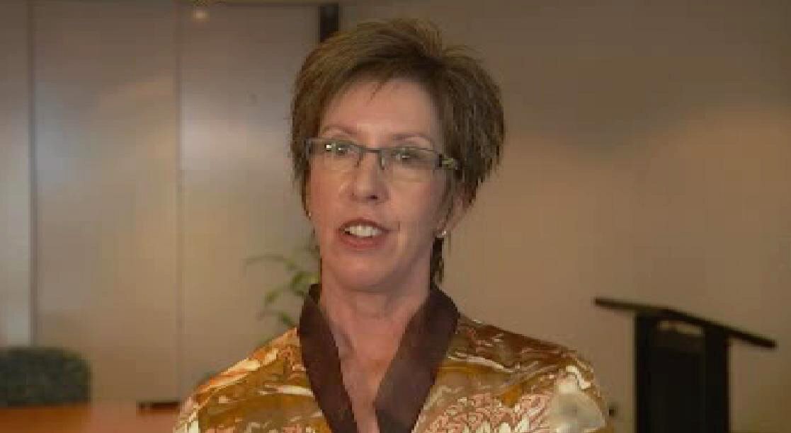 Travel centre returns to government control - ABC News