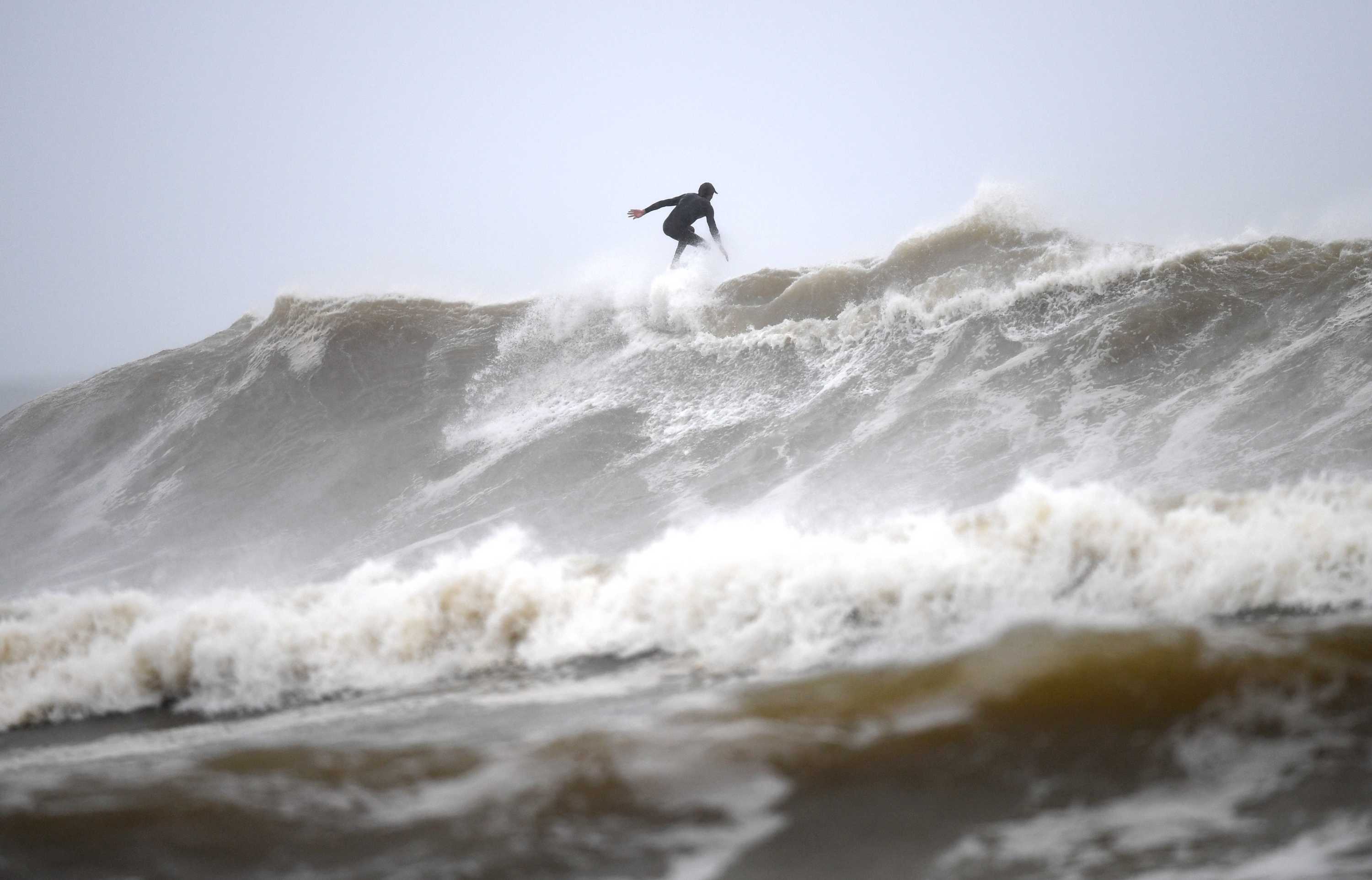 Wild weather across south-east Queensland and northern New South Wales ...
