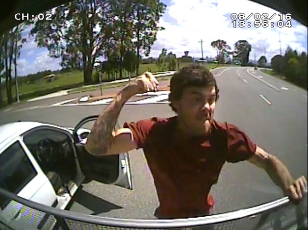 Man caught on video punching truck windscreen in Queensland road rage ...