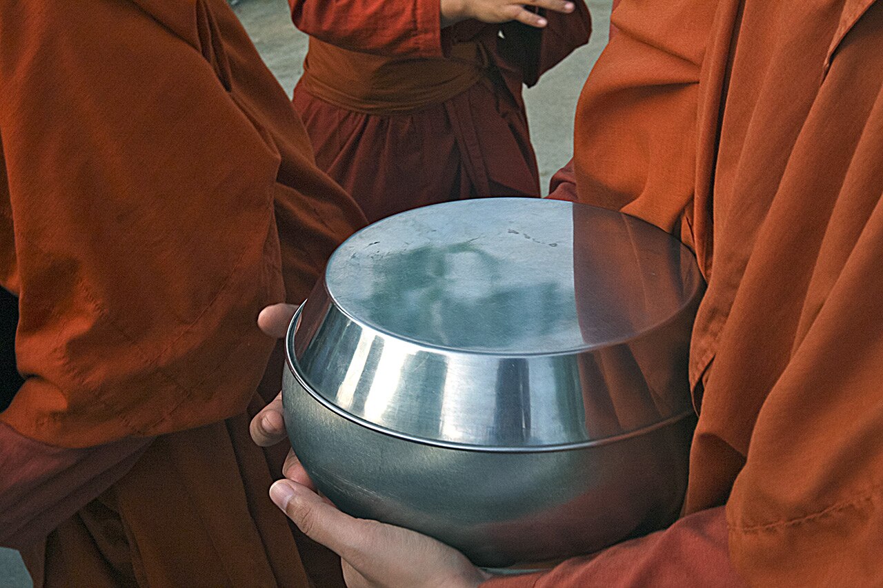 From TV to temple: Female Buddhist monk walks a pioneering path - ABC News