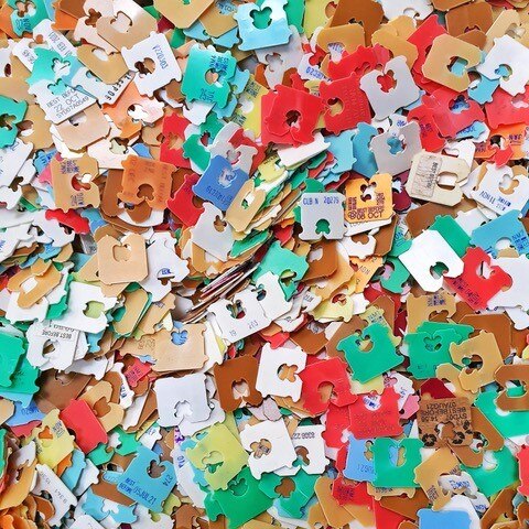 Why Shani Nottingham turns plastic bread tags into art - ABC listen