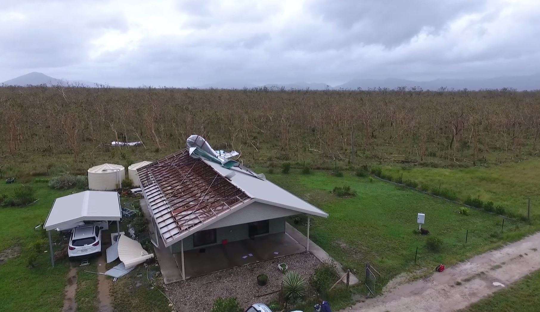Drone camera captures the scale of Cyclone Debbie's destruction - ABC News