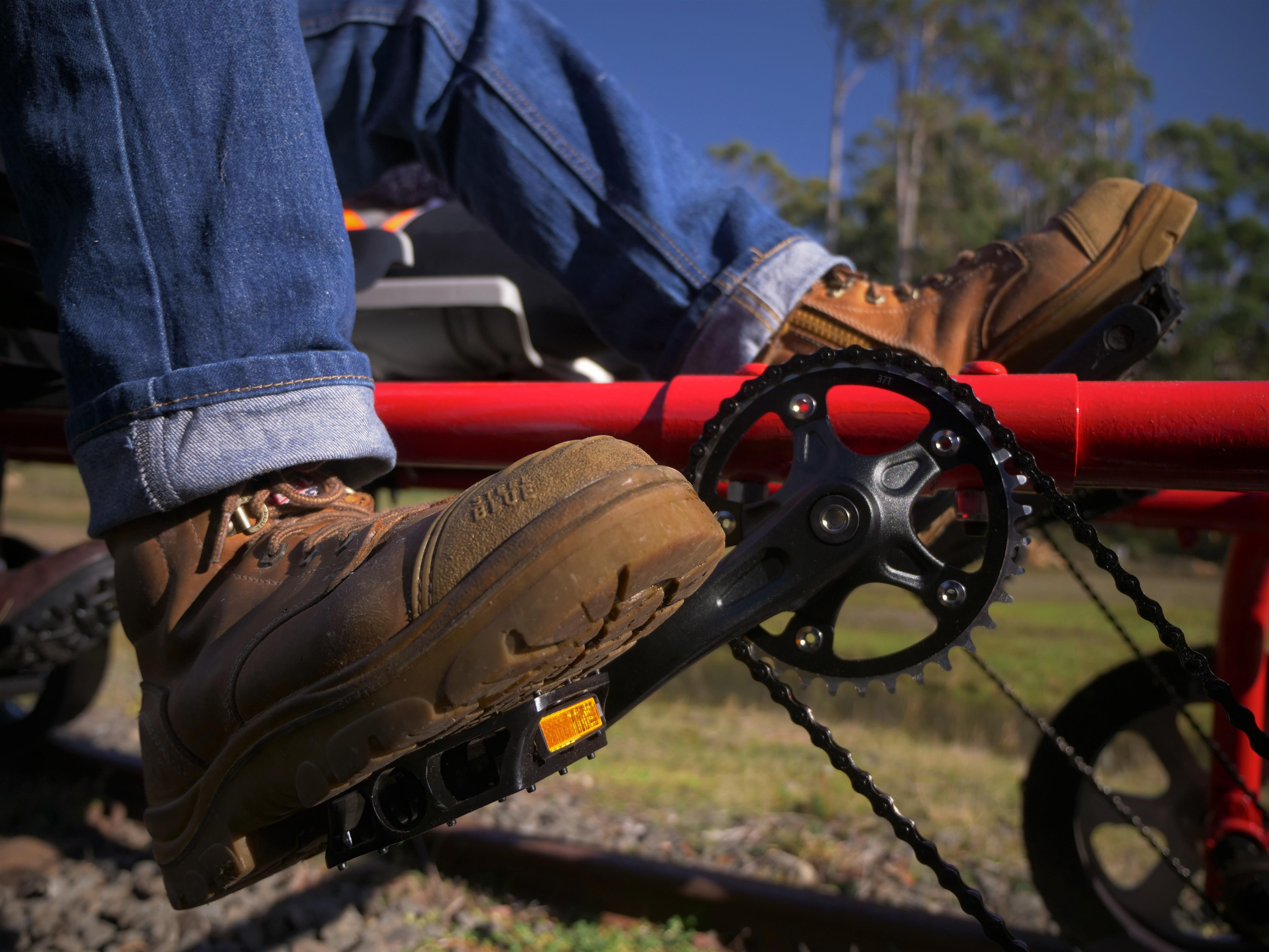 Northern Tasmanian railway group volunteer builds rail bugs from ...