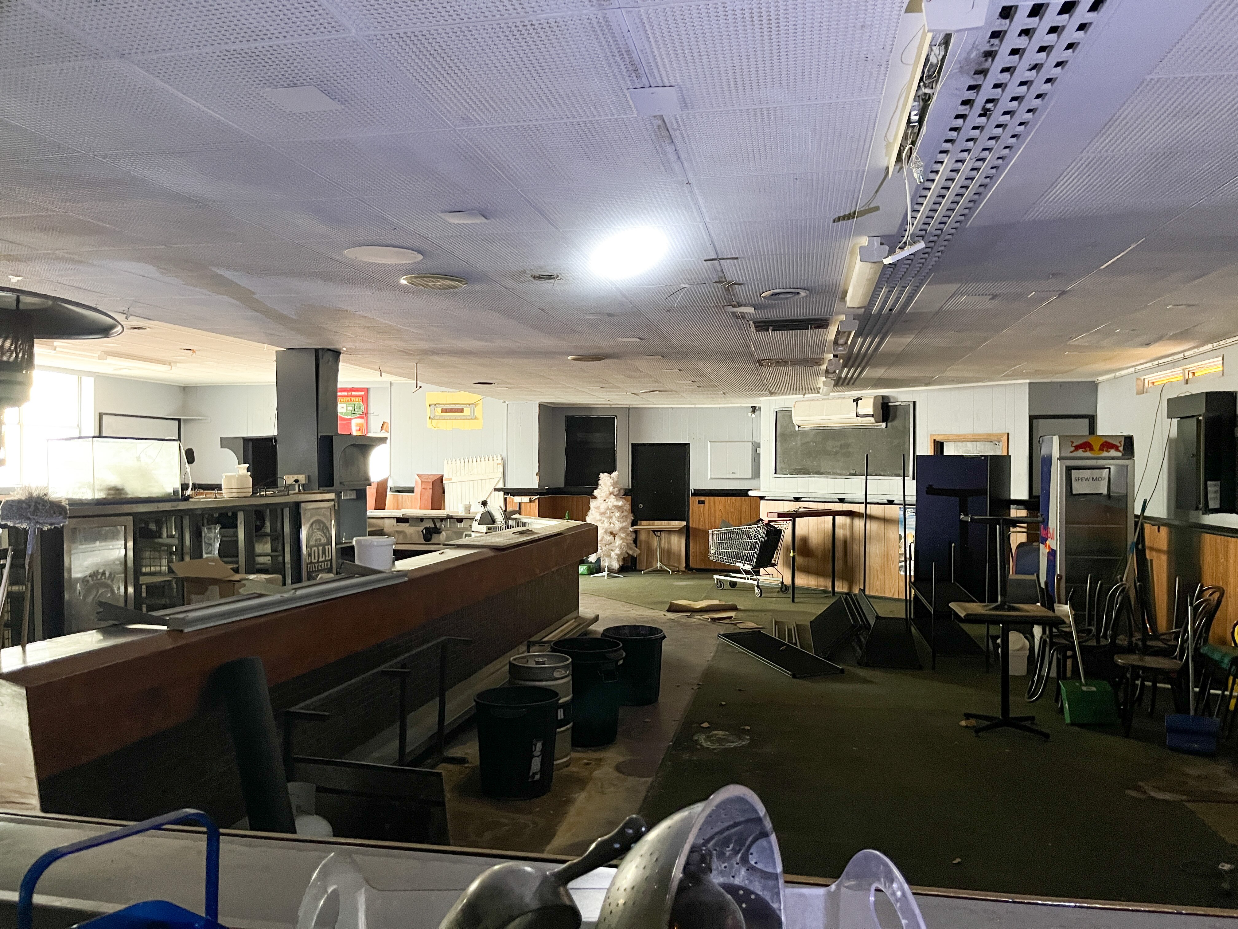 Plan to demolish historic Rockingham Hotel draws mixed response - ABC ...