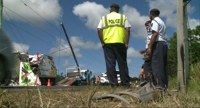 Police investigate deadly Fiji crash - ABC Pacific
