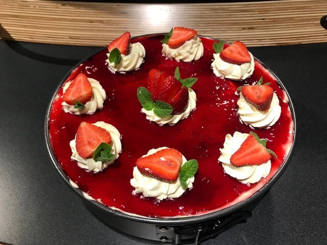 Sally Wise And What To Do With Lilly Pilly. - ABC Hobart