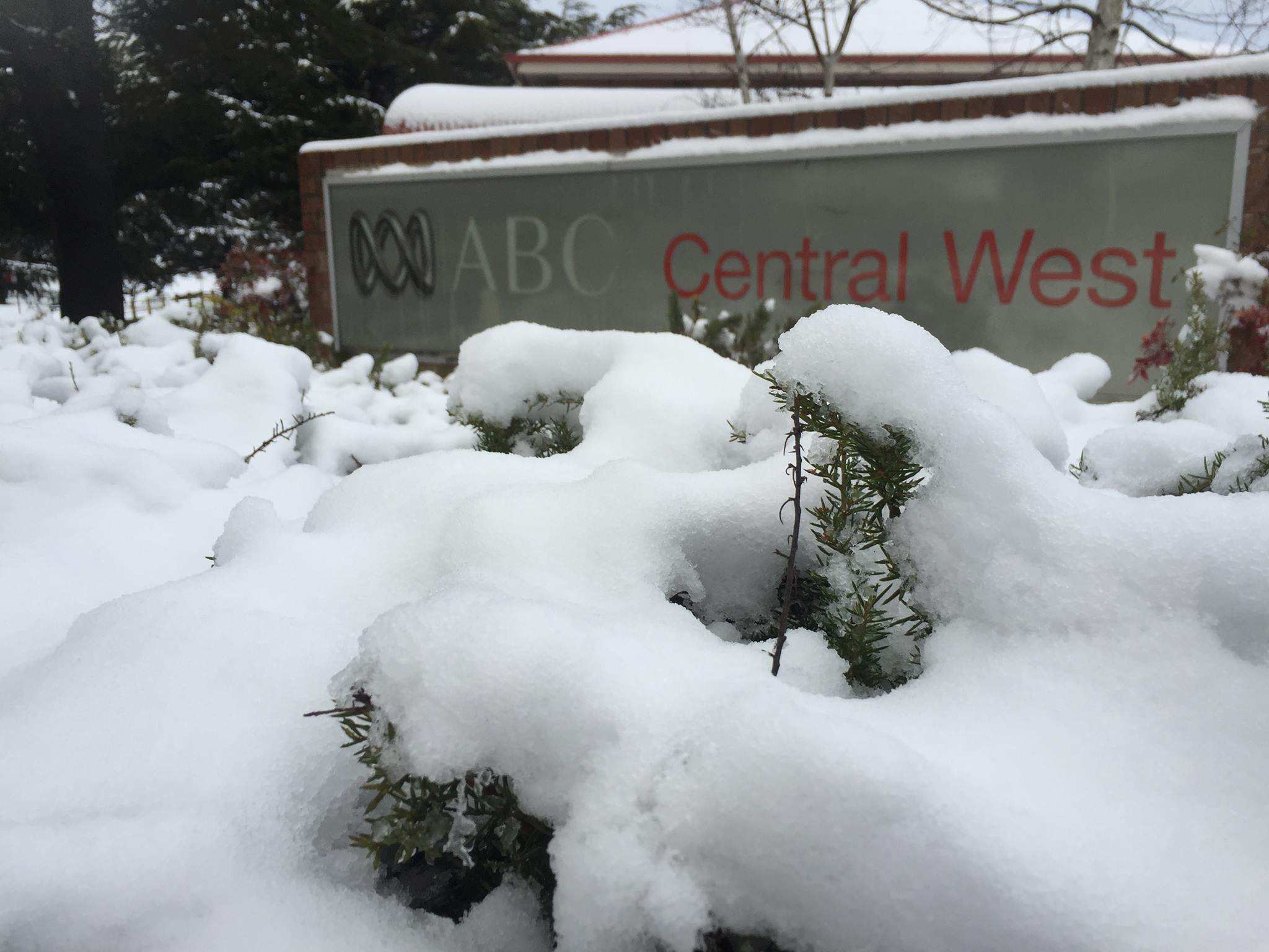 ABC Central West notches up 80 years of broadcasting as the voice of ...