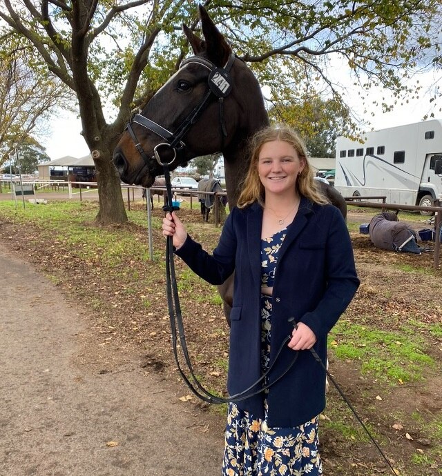 Tess Morrow to compete - with her horse - at the Oceania Championships ...