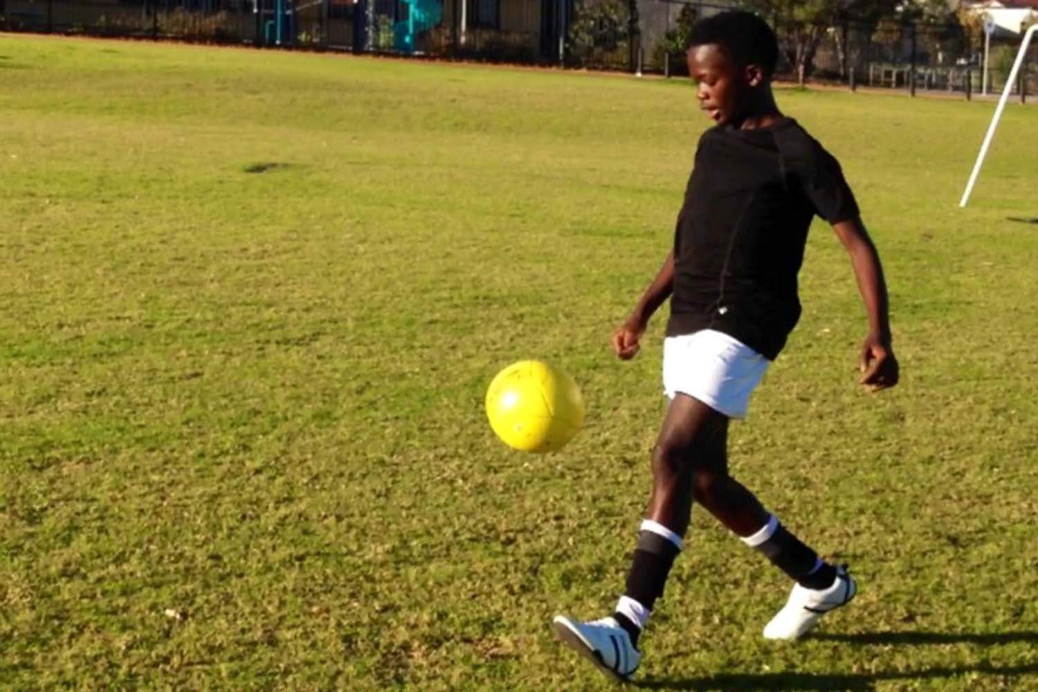 Searchers find body of missing teen swimmer - ABC News