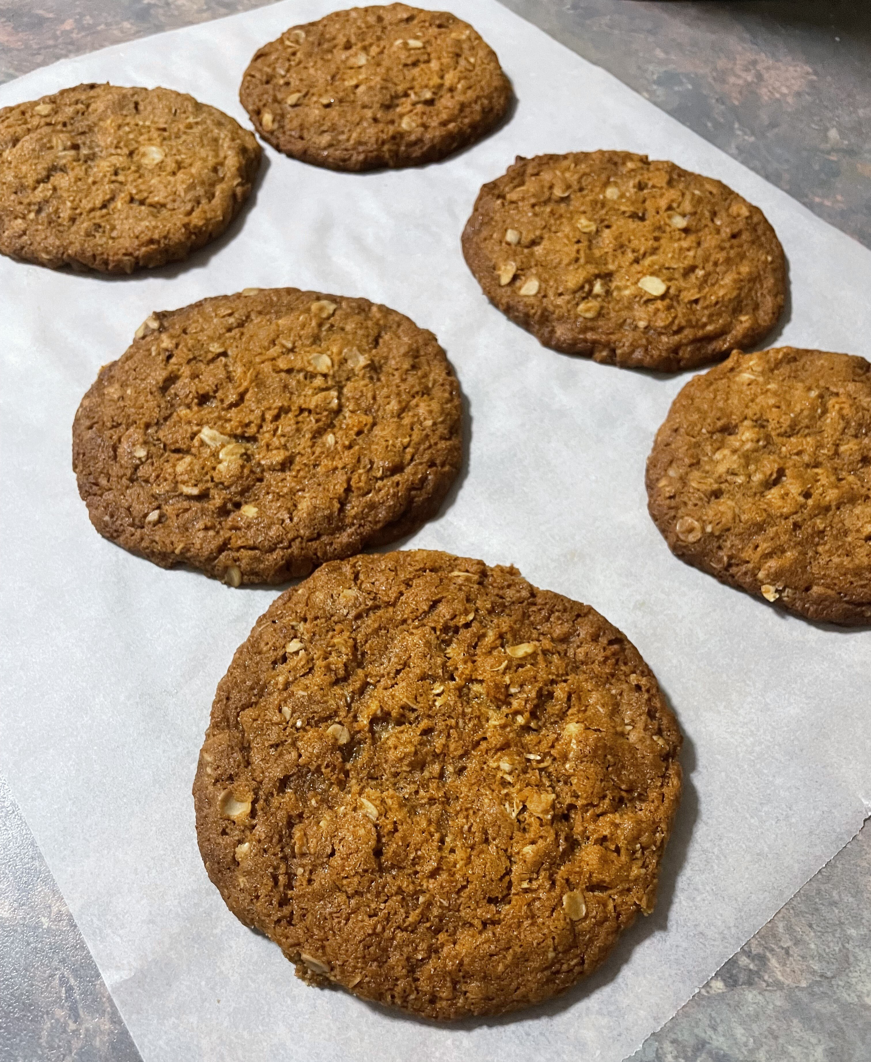 How to make Anzac biscuits and why they're an Anzac Day tradition - ABC ...