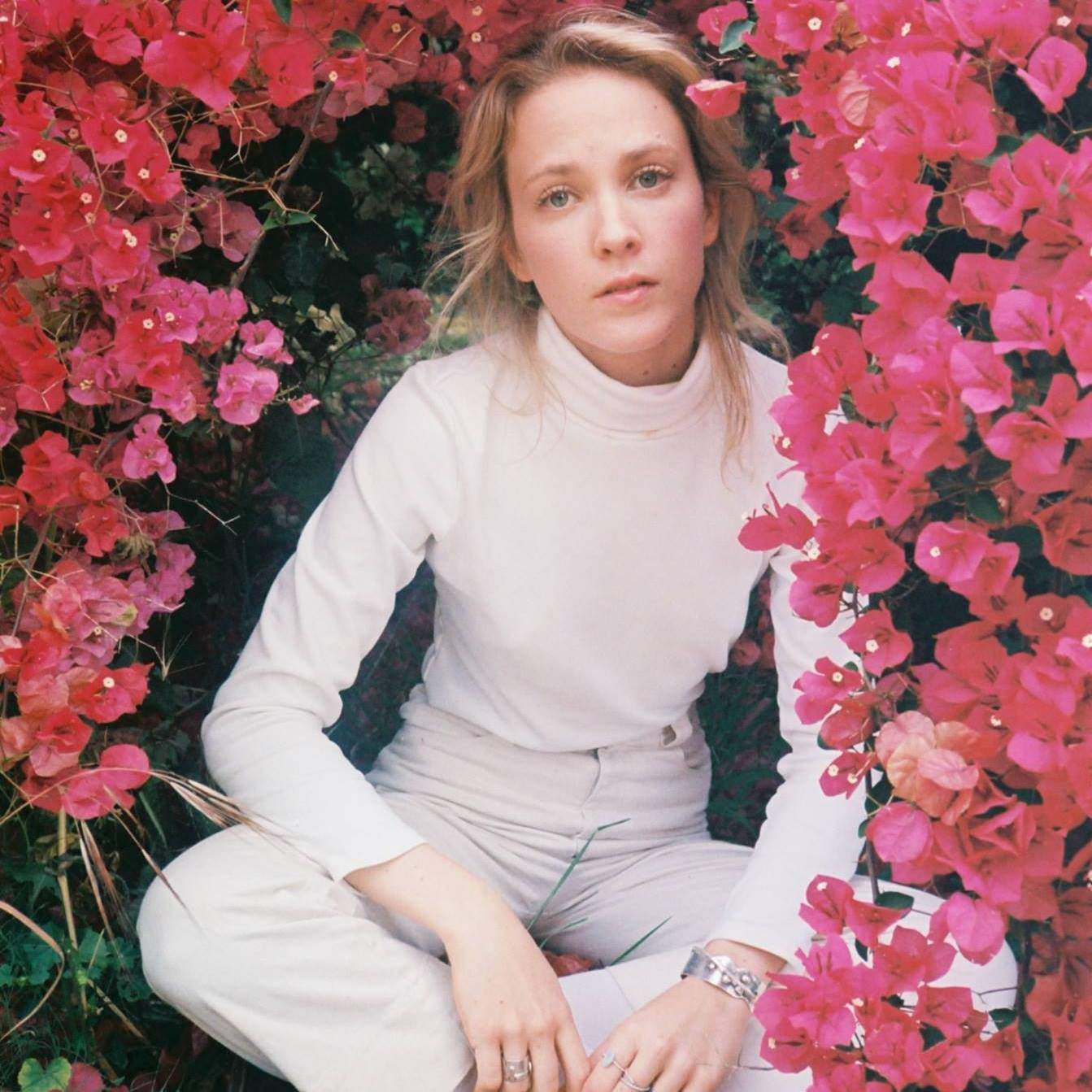 Emma Louise: When a studio trick turns into a whole album - triple j