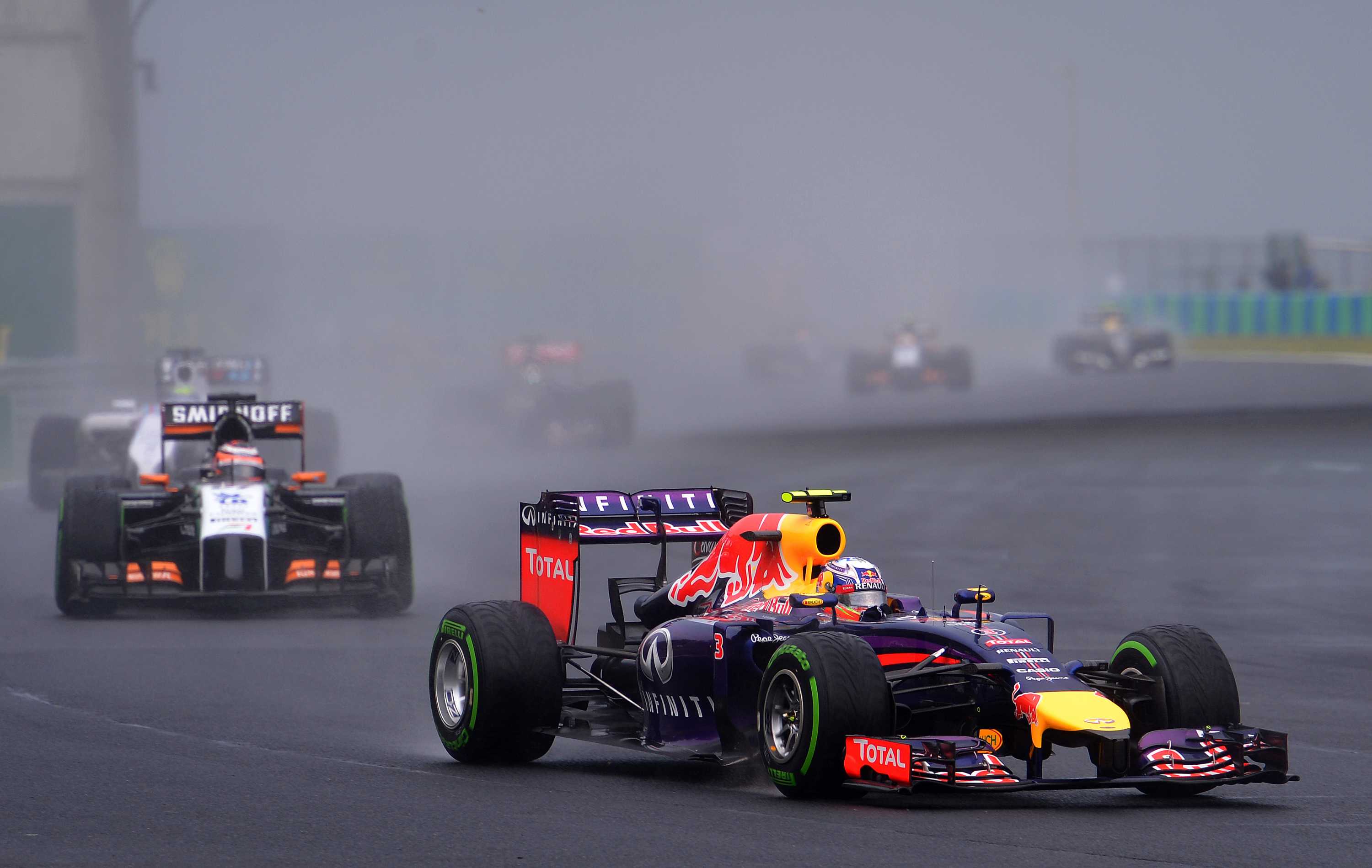 Daniel Ricciardo wins Hungarian F1 Grand Prix ahead of Fernando Alonso ...