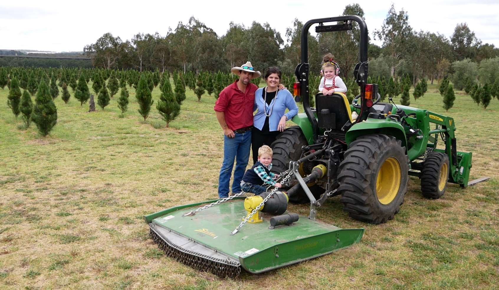 Meet the cattleman who swapped the drought for festive cheer on a ...