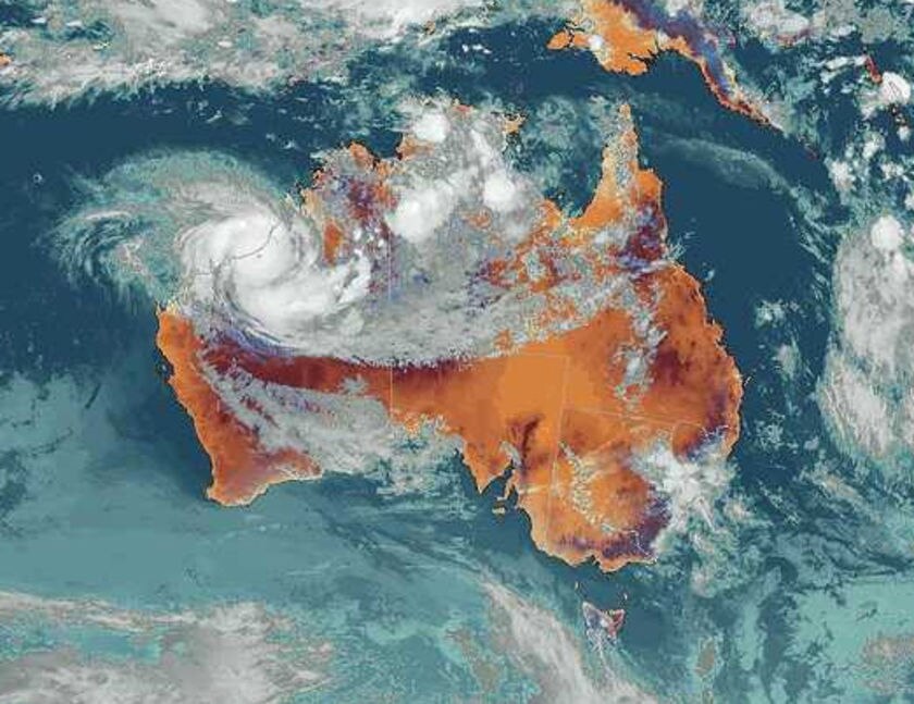 Buildings damaged as Laurence charges inland - ABC News