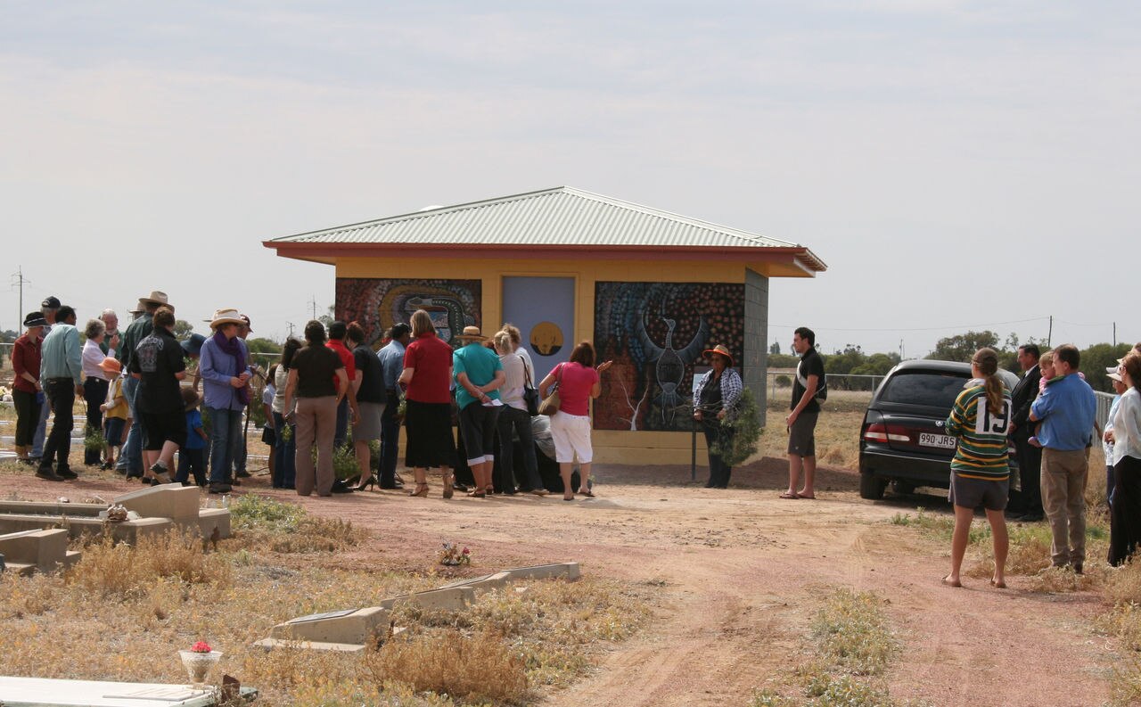 Qld Aboriginal remains laid to rest - ABC News