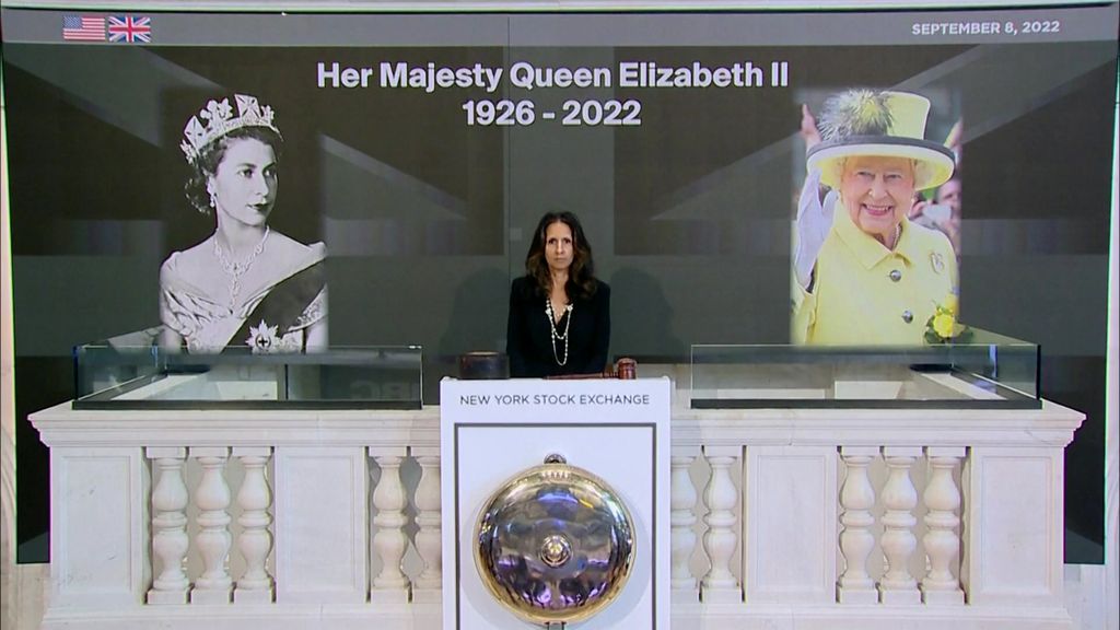 New York Stock Exchange holds moment of silence for Queen Elizabeth II ...