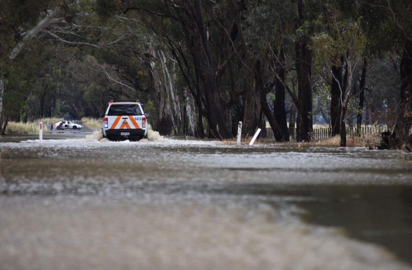 Victoria storms: Bureau defends weather warnings as state's north-east ...