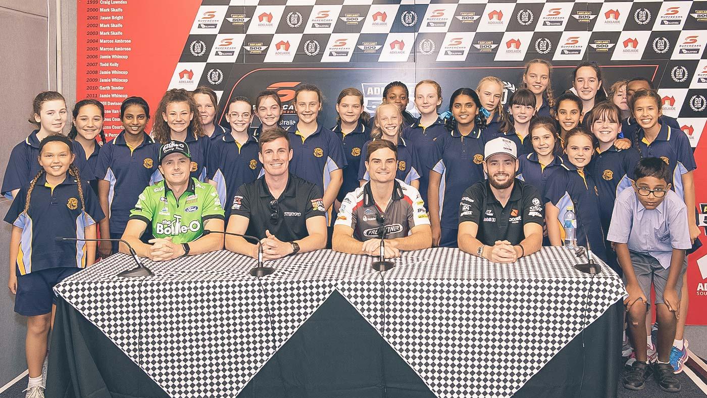 V8 Racing Class - Behind The News