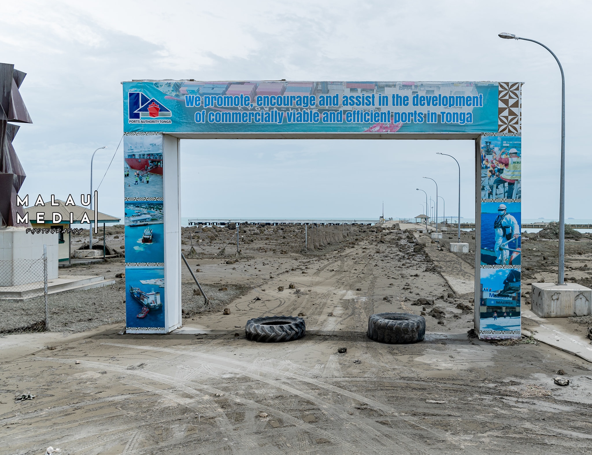 The aftermath of Tonga's volcanic eruption and tsunami captured by ...