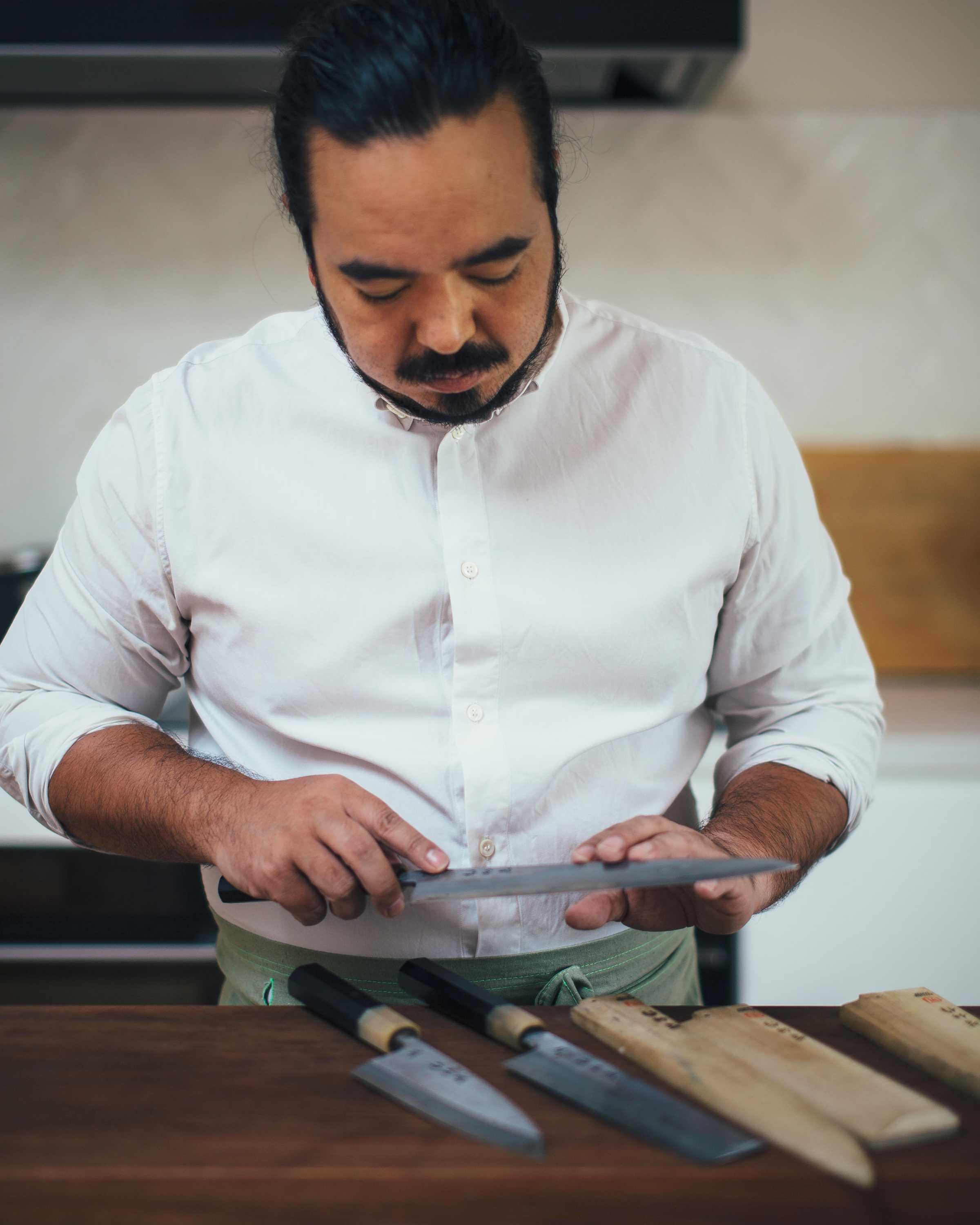 Four Australian chefs and the knives they love - ABC News