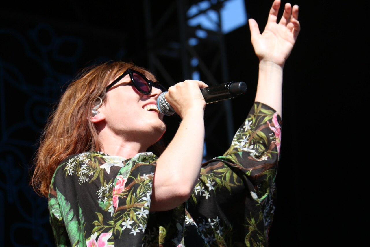Old New Borrowed Blue with musician Sarah Blasko - ABC listen