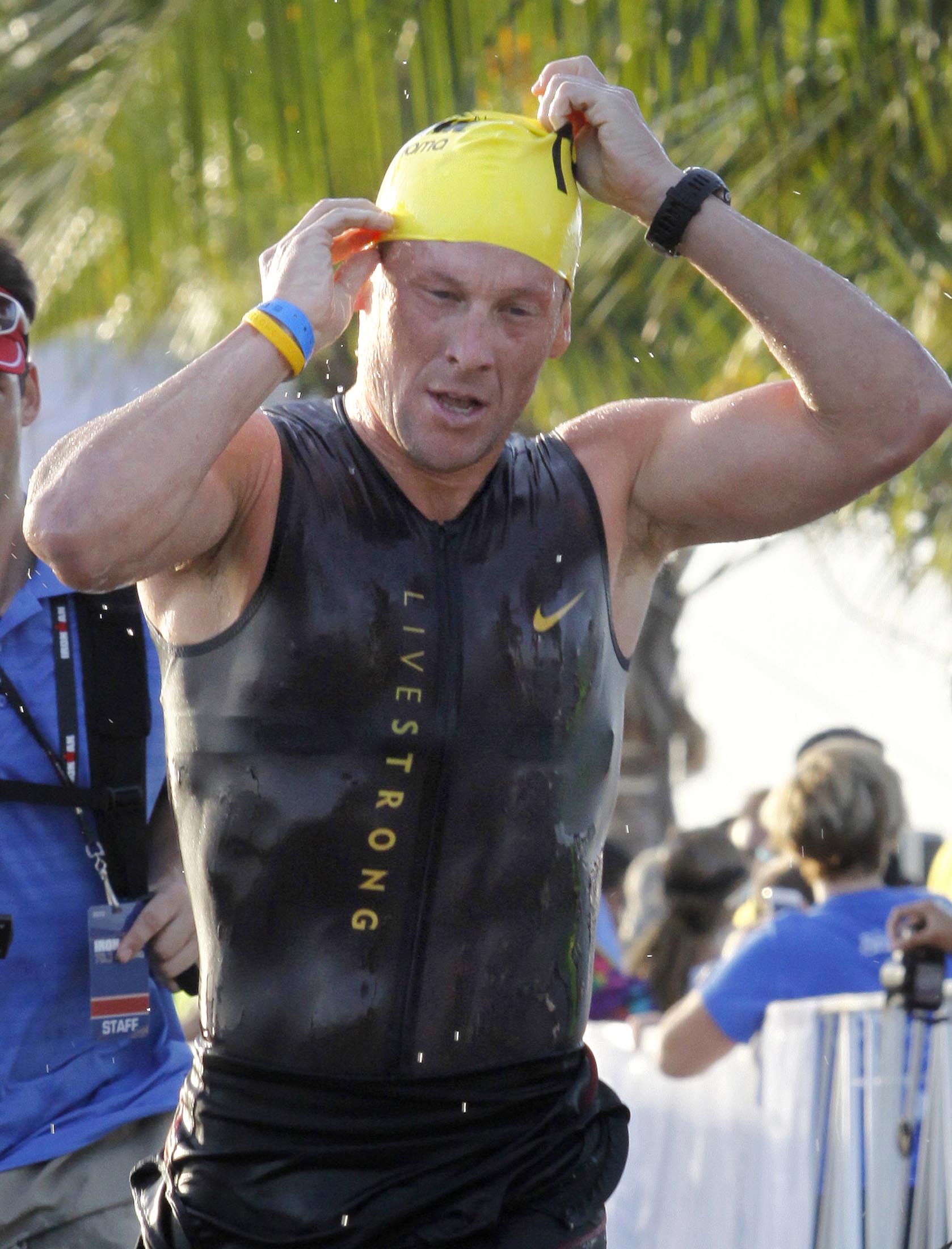 Lance Armstrong warms to one-on-one challenge from Australian ...