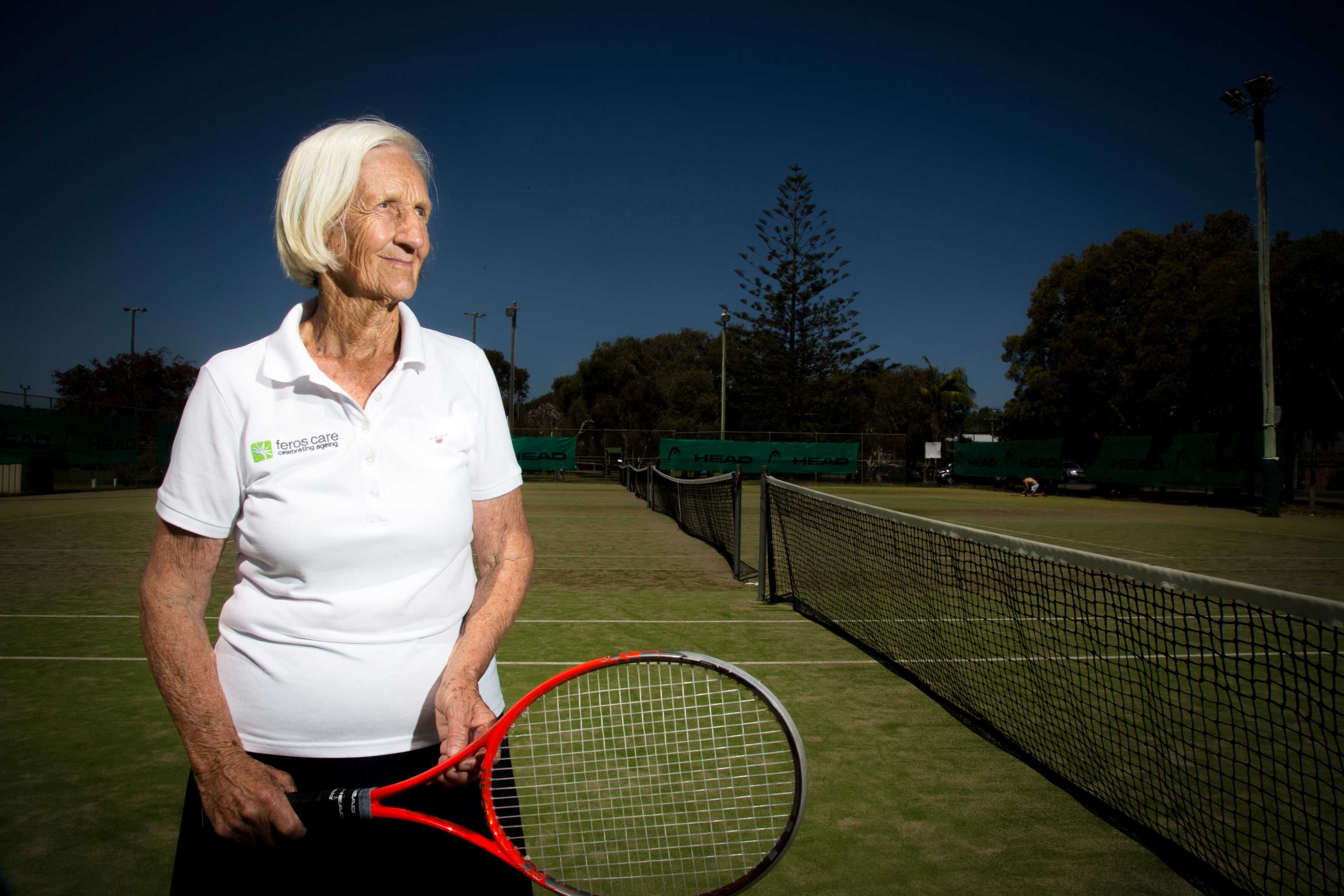 Tennis champion still chasing the ball 60 years after Wimbledon - ABC News