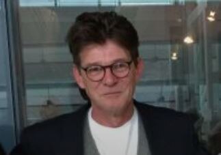 Neil Pigot reads a Rumi poem - ABC listen