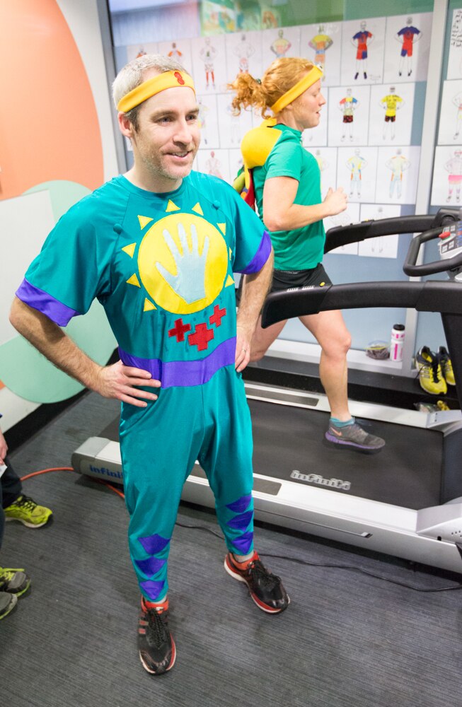 More than a marathon: 'Super Steve' runs 50 kilometres in five hours at ...