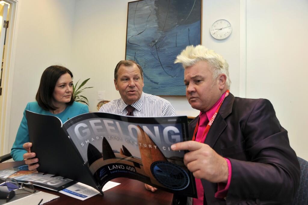 Geelong Mayor Darryn Lyons takes fight for lucrative defence contract ...