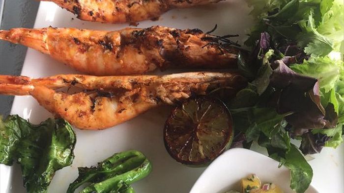 Char-grilled BBQ prawns - ABC Everyday