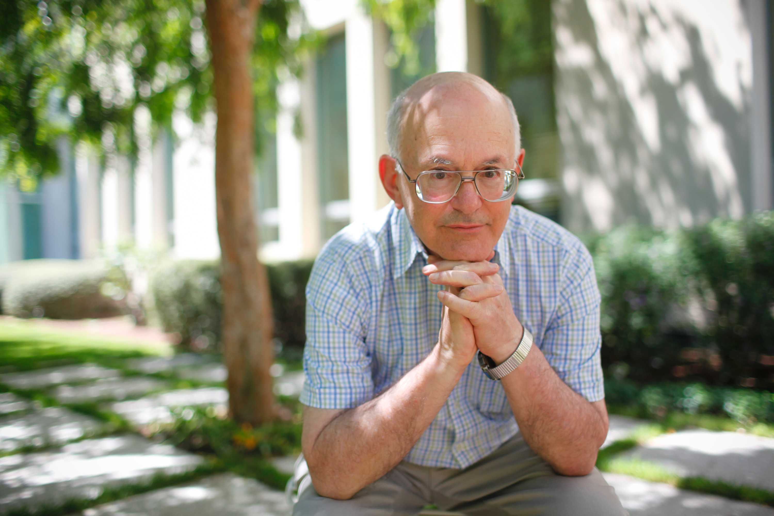 Astronomer Freeman receives PM's science prize - ABC News