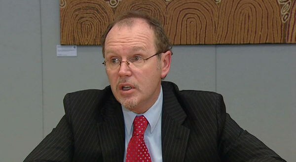 UC chief calls for greater university-TAFE links - ABC News