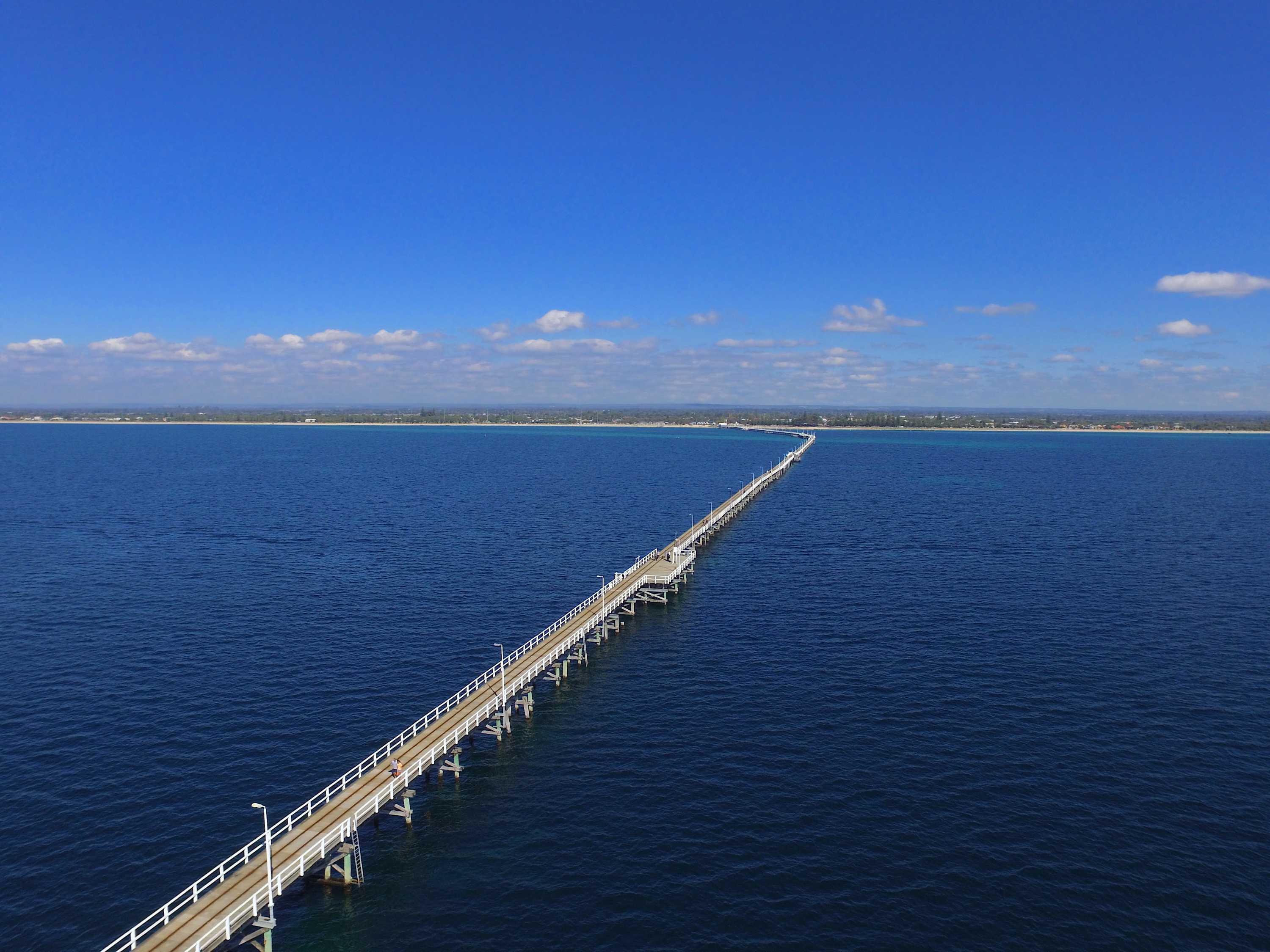 Esperance community split over what to do with 82-year-old timber jetty ...
