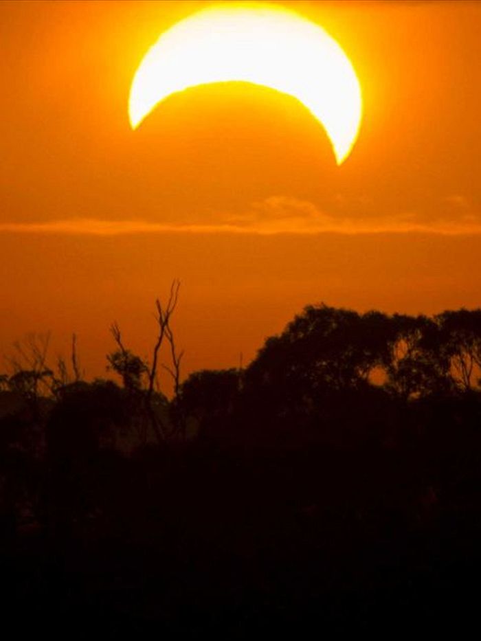 Solar eclipse view foiled by weather - ABC News