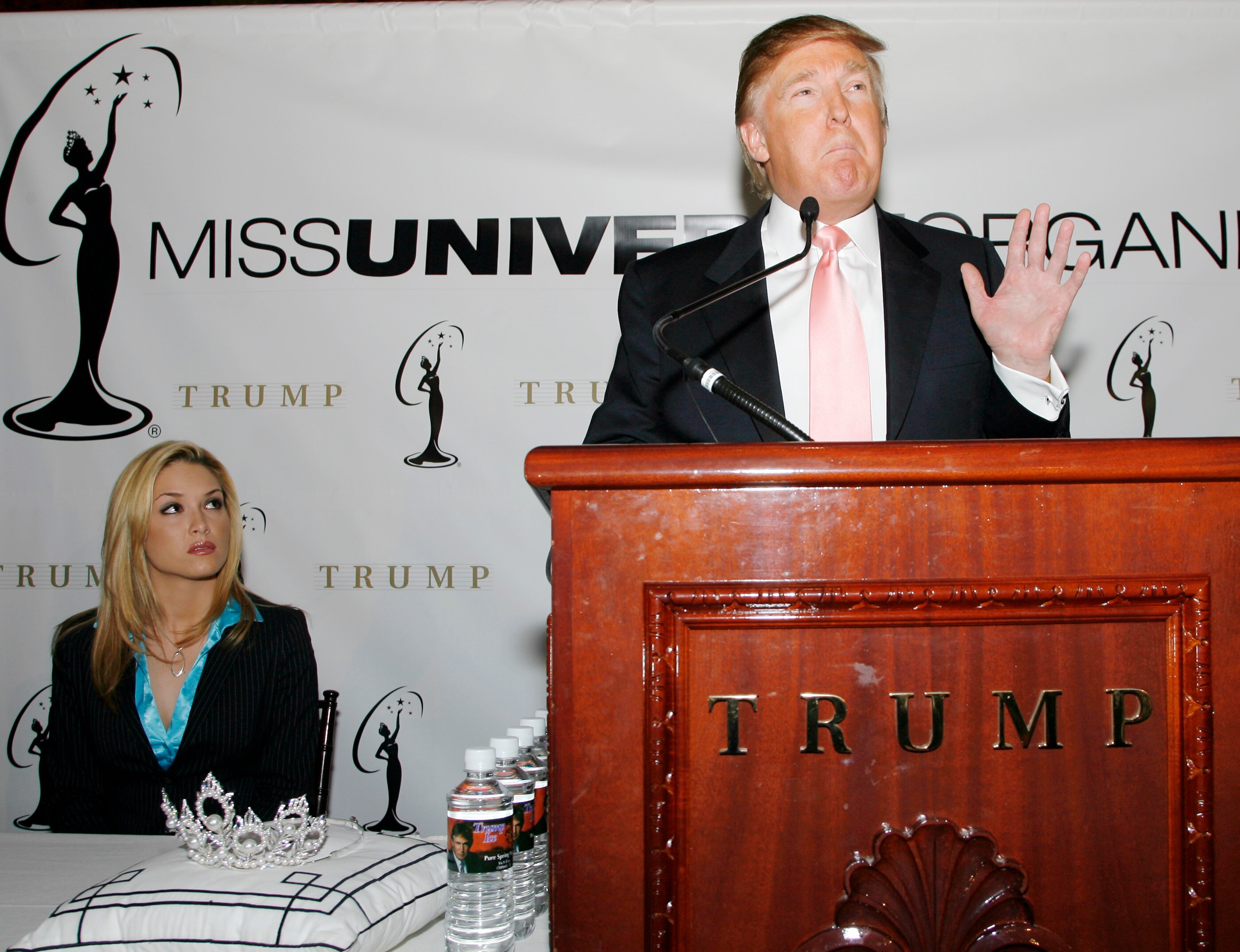 Donald Trump has threatened to revoke US-born Rosie O'Donnell's ...