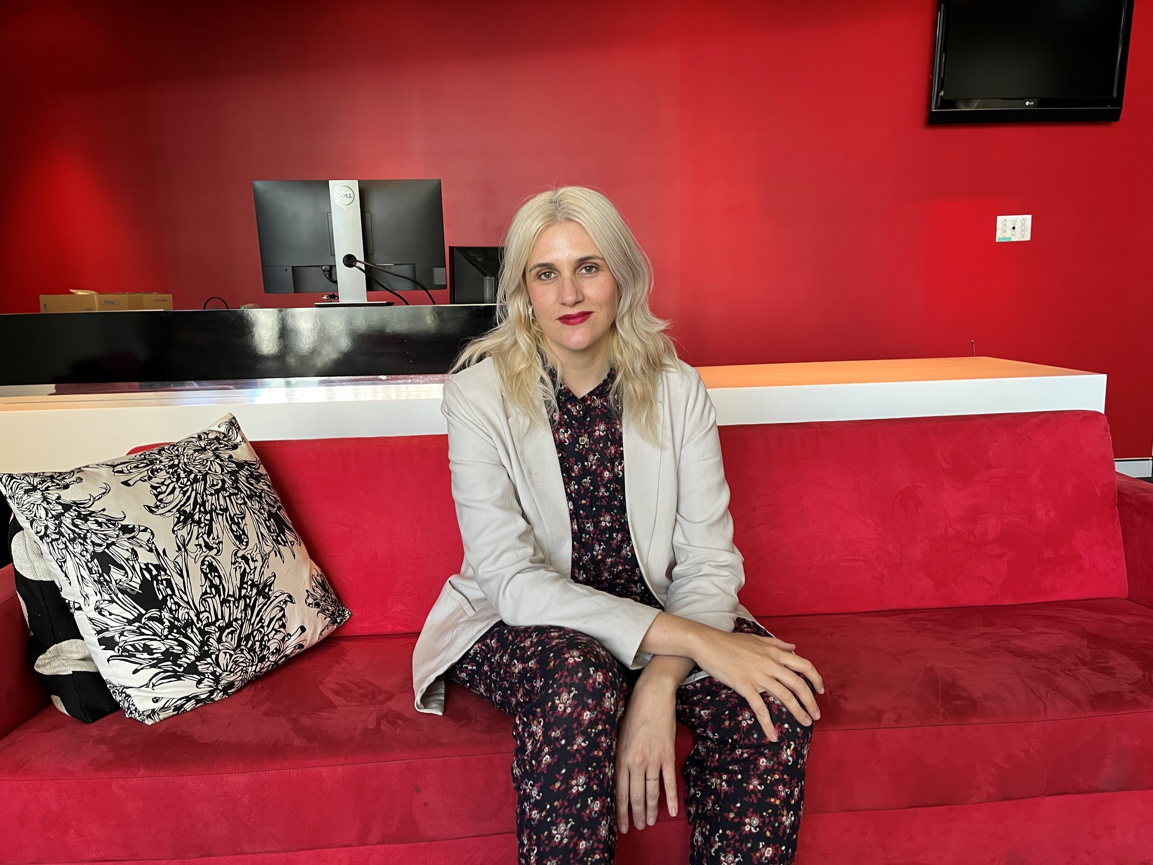 Laura Jean's art for art's sake - ABC listen