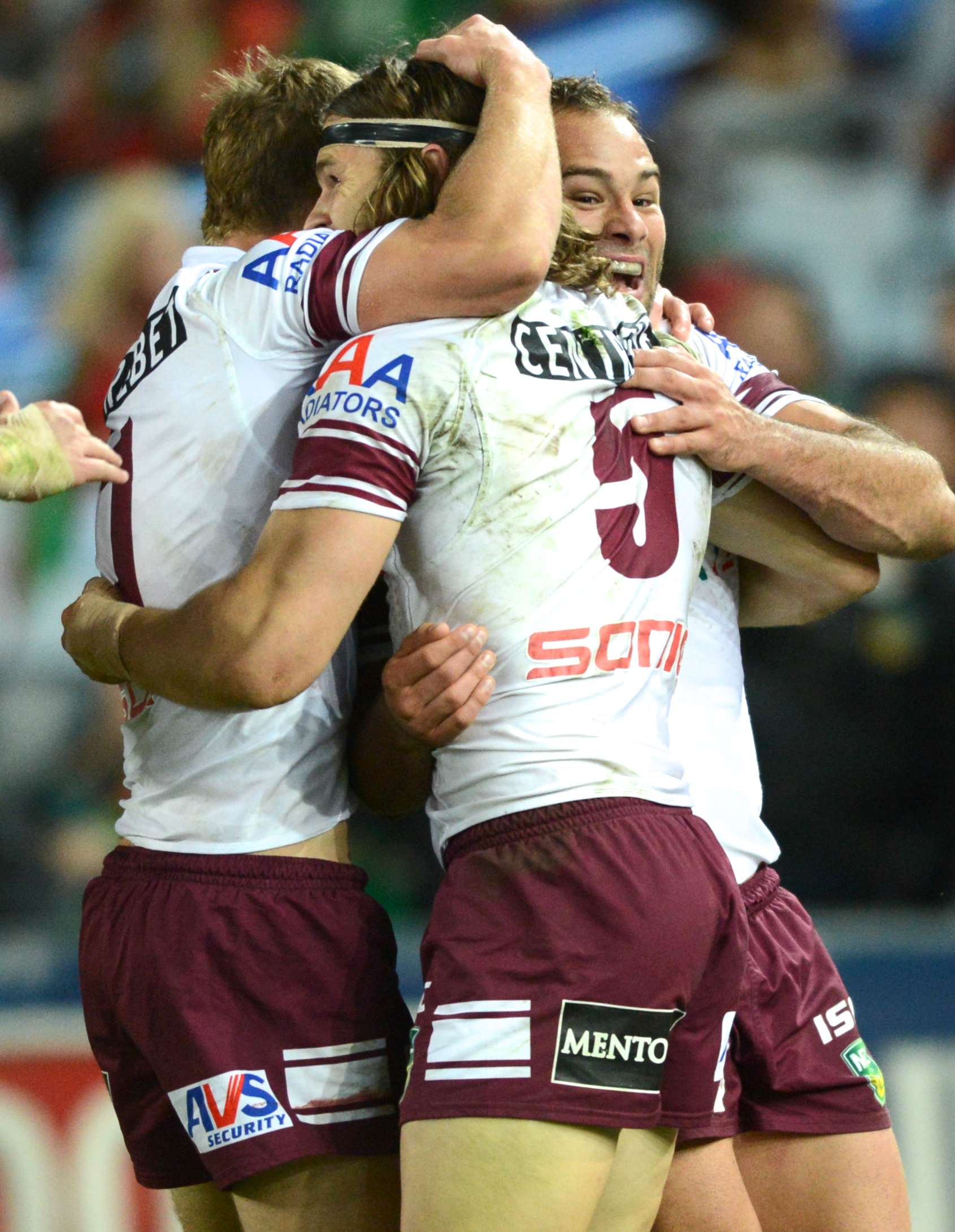 Manly Sea Eagles stun South Sydney to keep Rabbitohs' waiting on NRL ...