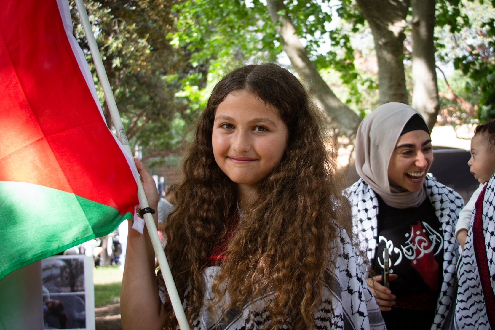 Colours of Palestinian flag fly over streets in Sydney, Brisbane and ...