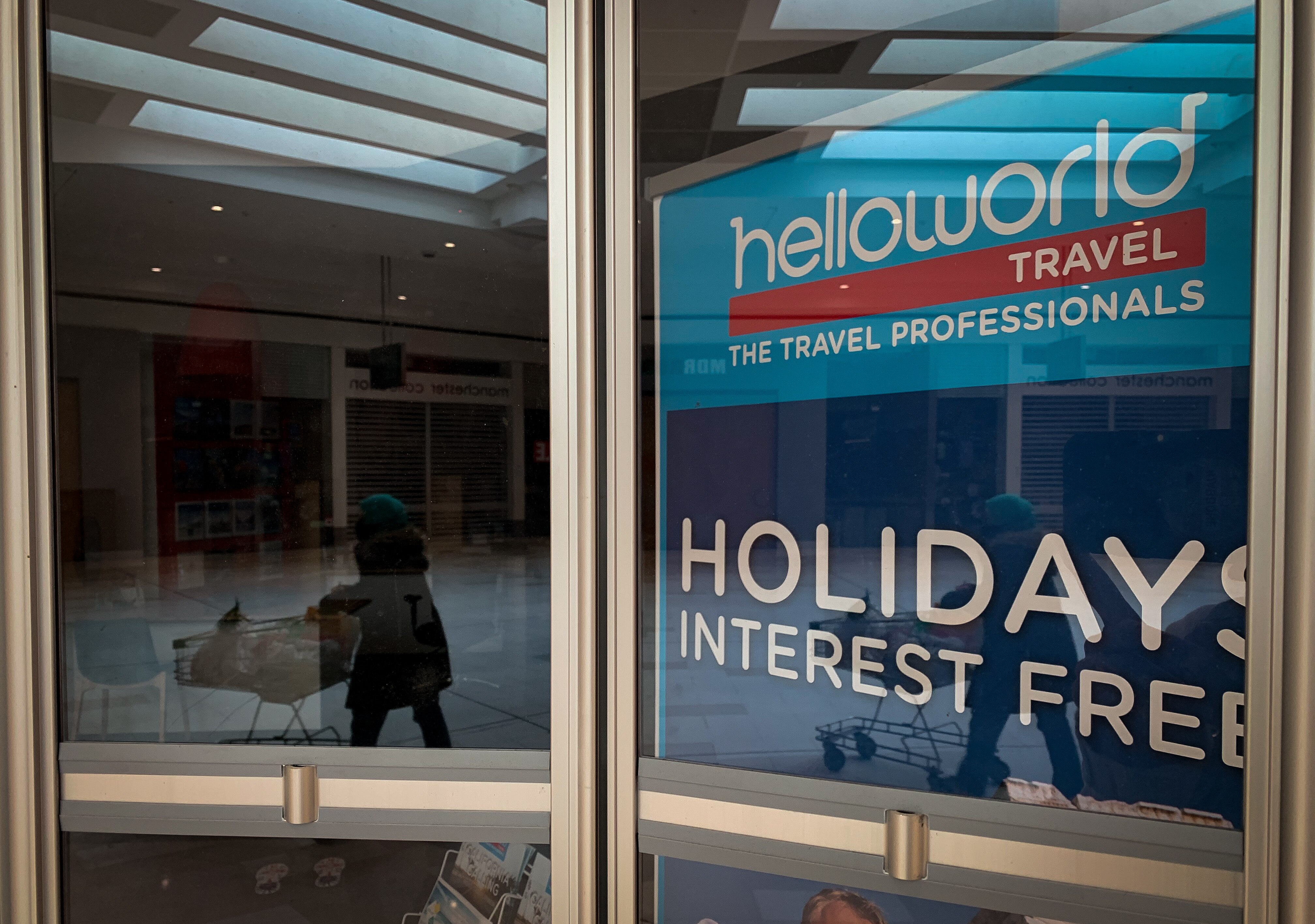 Helloworld Travel agent goes bust, leaving would-be travellers out of ...