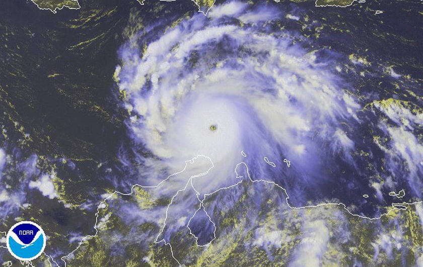 Hurricane Felix hits cat 5 - ABC News