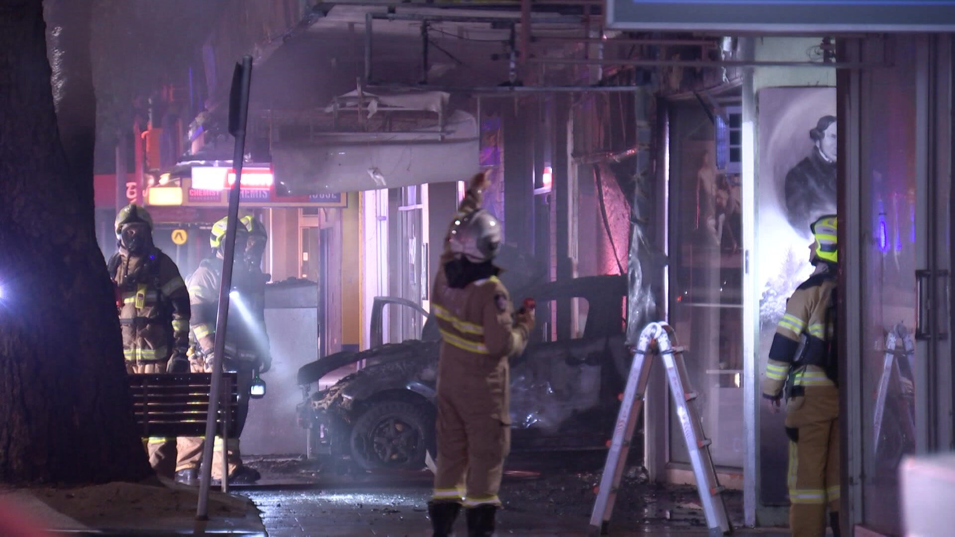 Tobacco store in Altona targeted for the second consecutive night - ABC News