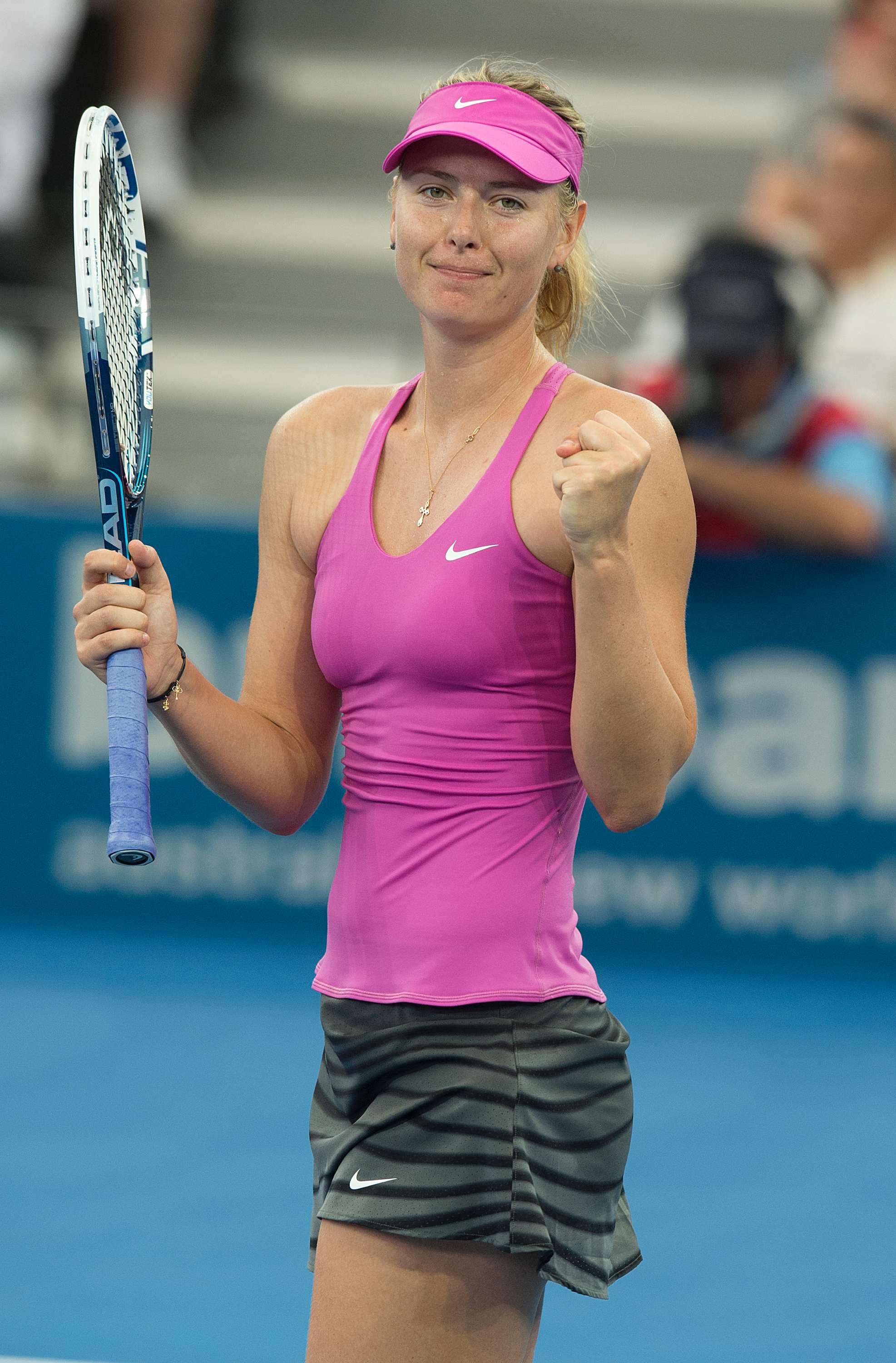Maria Sharapova advances to Brisbane International semi-finals with win ...