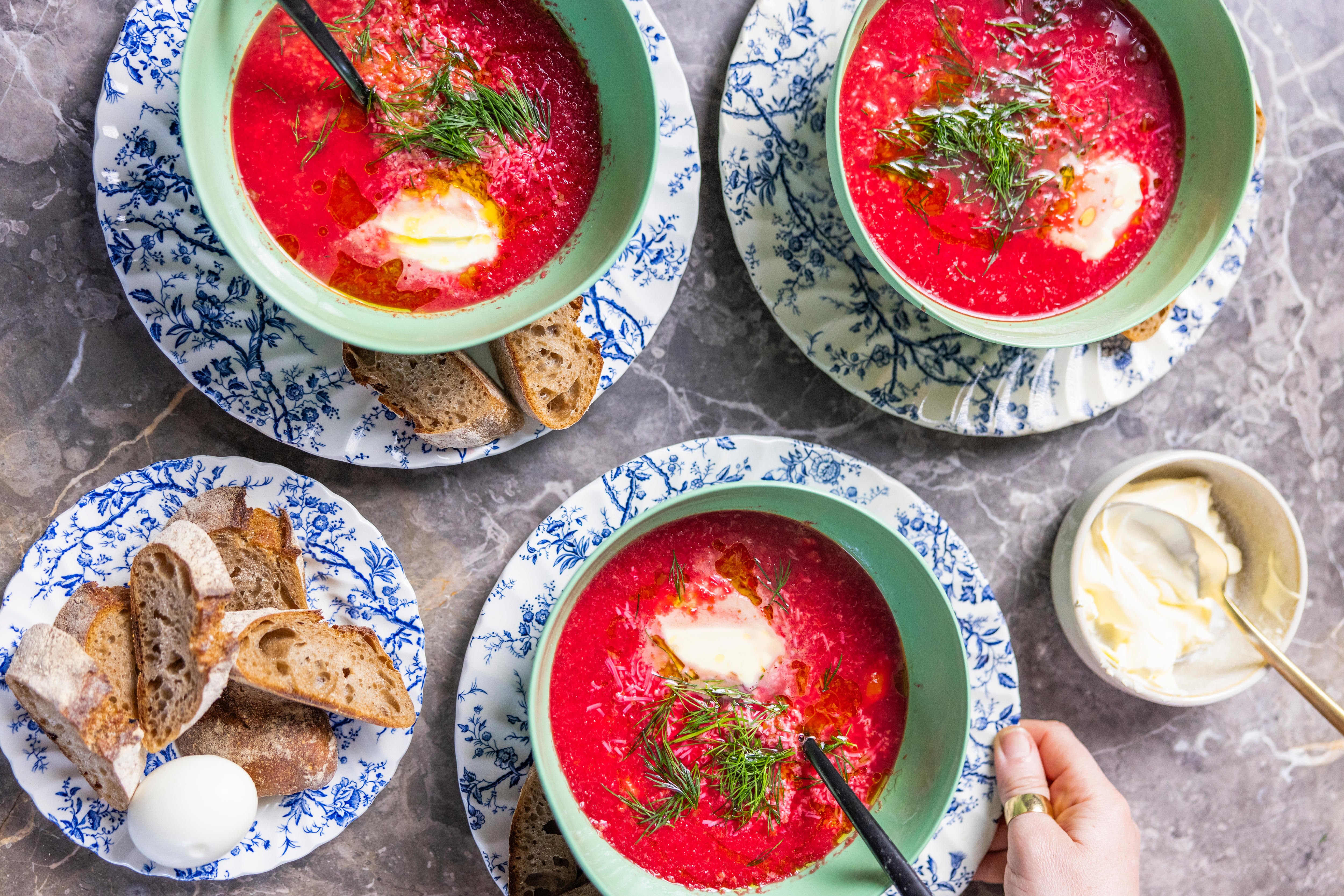 This easy vegetarian borsch is low on effort and big on flavour - ABC News