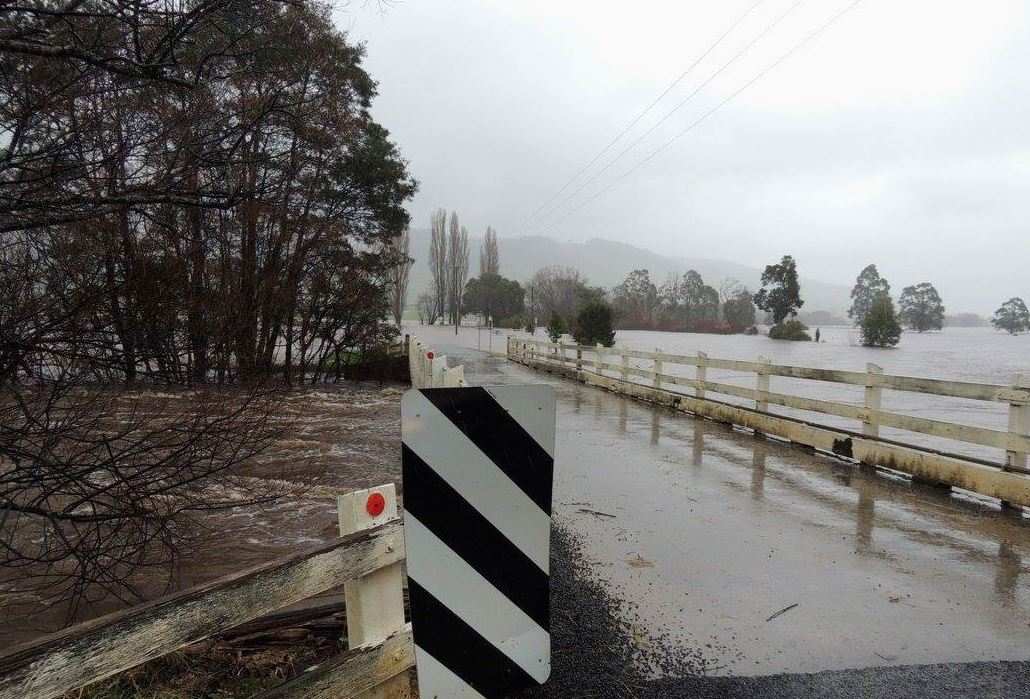 Tasmanian city of Launceston braces for flooding as body is found in ...