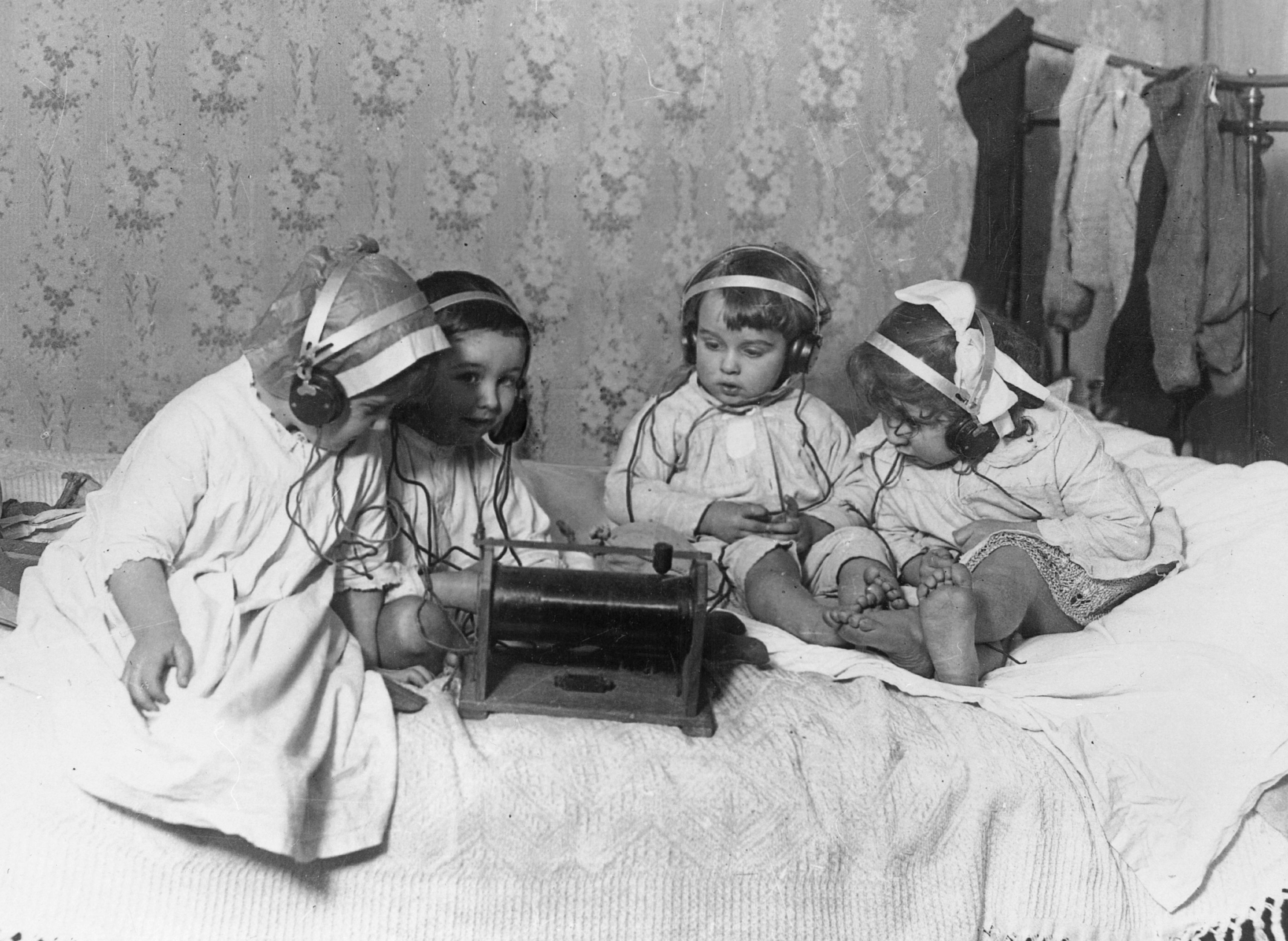 Celebrating 100 years of Radio National - ABC listen